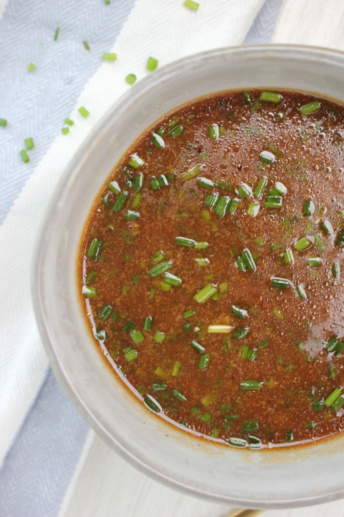 Easy and Fresh Chive Balsamic Vinaigrette - The Happy and Wholesome Mommy